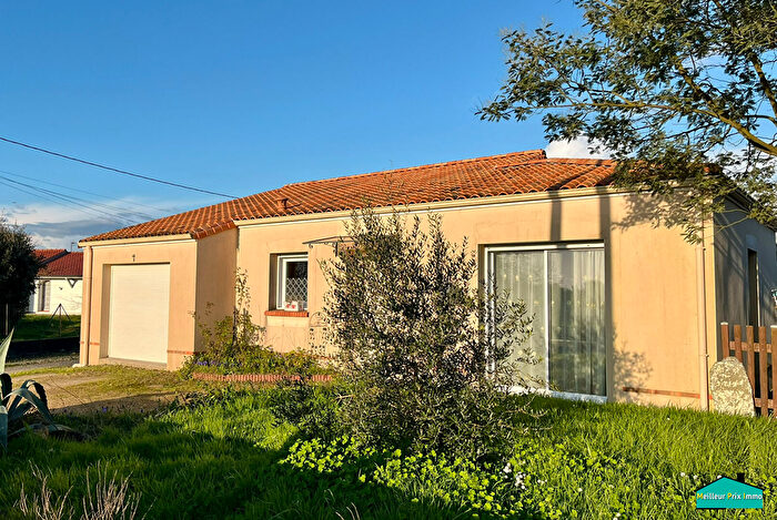 Maison 4 pièces à vendre - Saint-Étienne-de-Mer-Morte