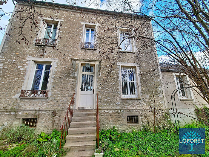Maison à vendre - Étampes, Saint-Pierre - 7 pièces - 5 chambres