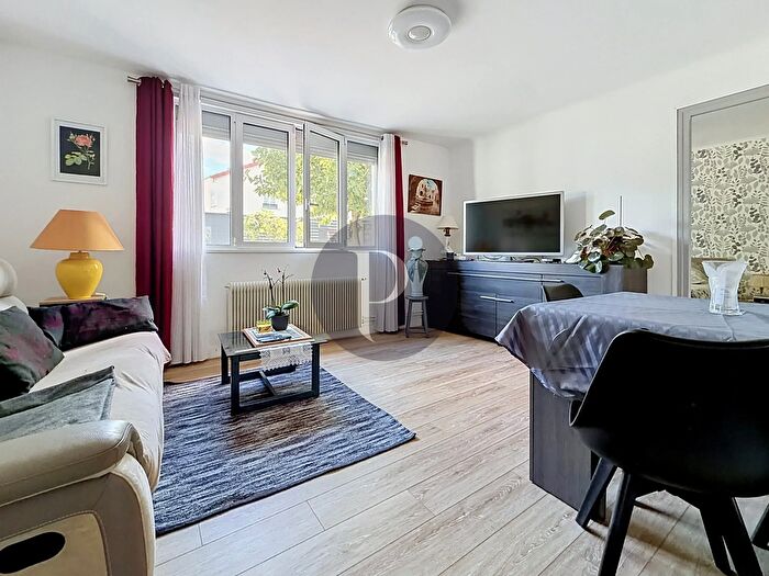Chevilly-Larue : Maison 4 pièces à vendre