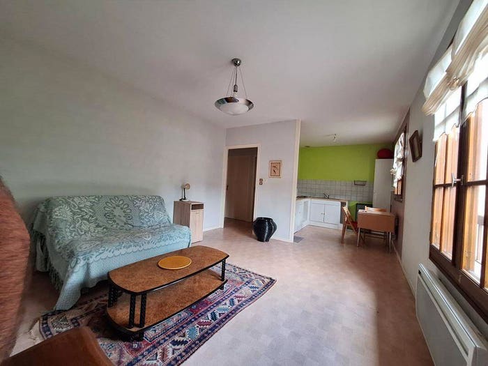 Appartement 1 pièce à Nord, Saint-Yrieix-la-Perche, à louer