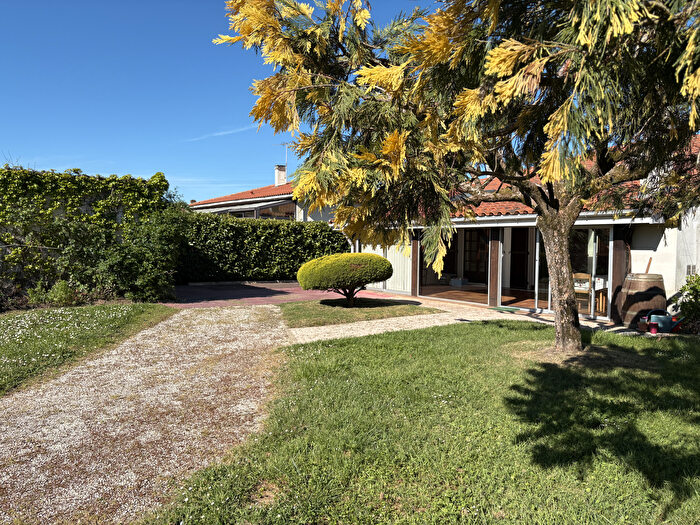 Sainte-Eulalie : Maison 5 pièces à vendre
