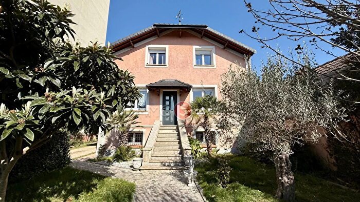 Maison à vendre - Les Pavillons-sous-Bois, Centre-ville, Basoche - 9 pièces