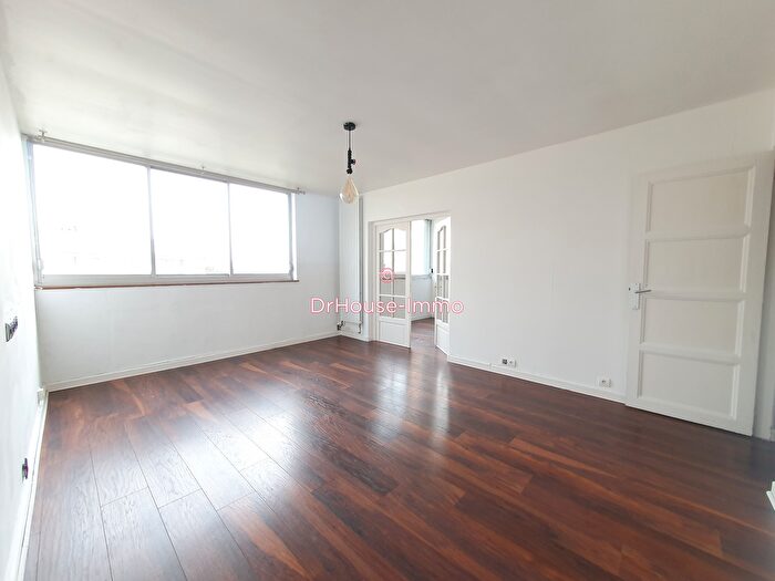 Appartement à vendre - Chatou, Est - 3 pièces - 2 chambres