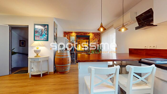 Maison à vendre - Agde, La Ville - 6 pièces - 4 chambres