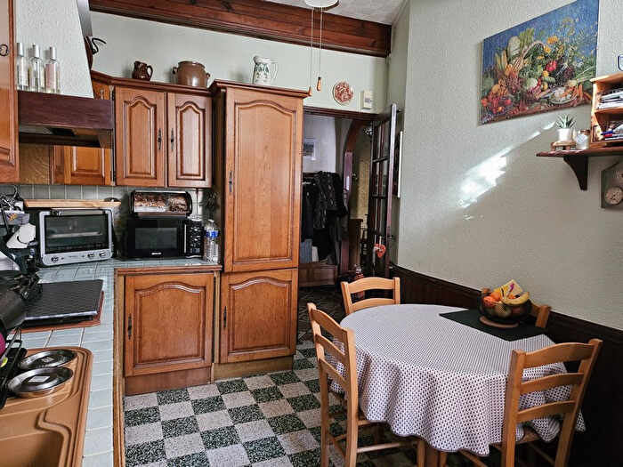 Maison à vendre - Lézignan-Corbières - 9 pièces - 3 chambres