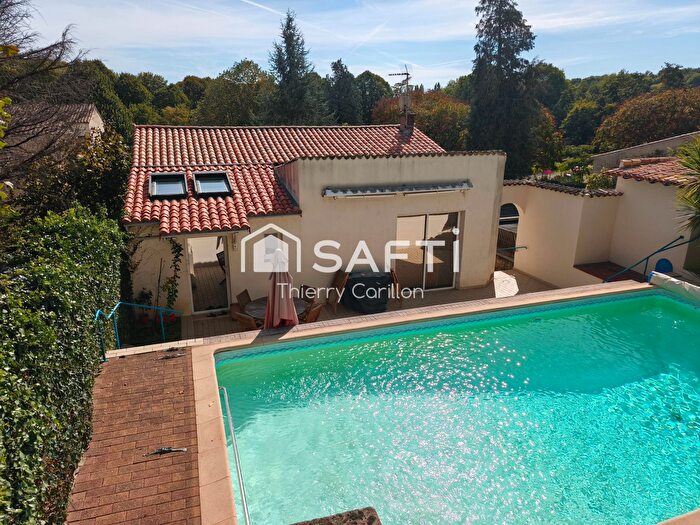 Maison à vendre - Saint-Maixent-lécole - 4 pièces - 3 chambres