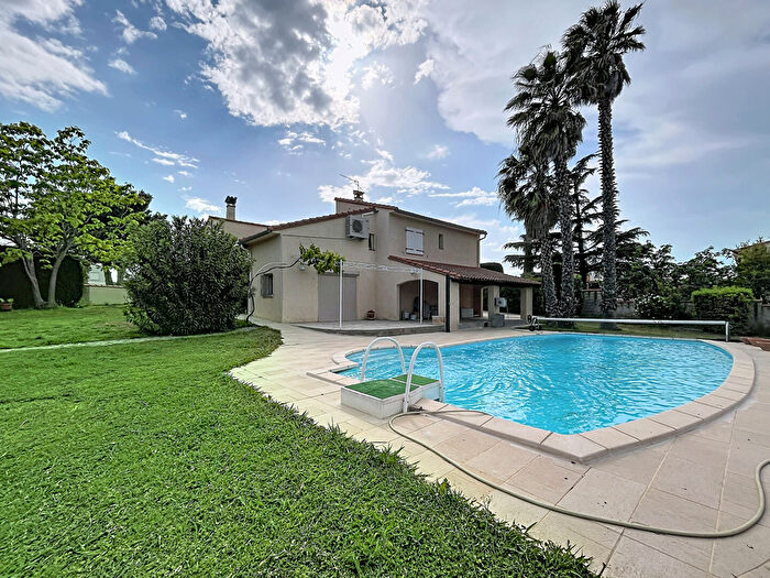 Maison 5 pièces à vendre à Llupia