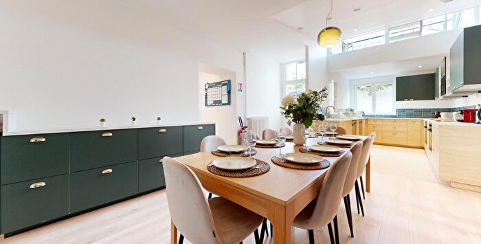 Appartement 7 pièces à Angers, Centre-ville, La Fayette, à louer