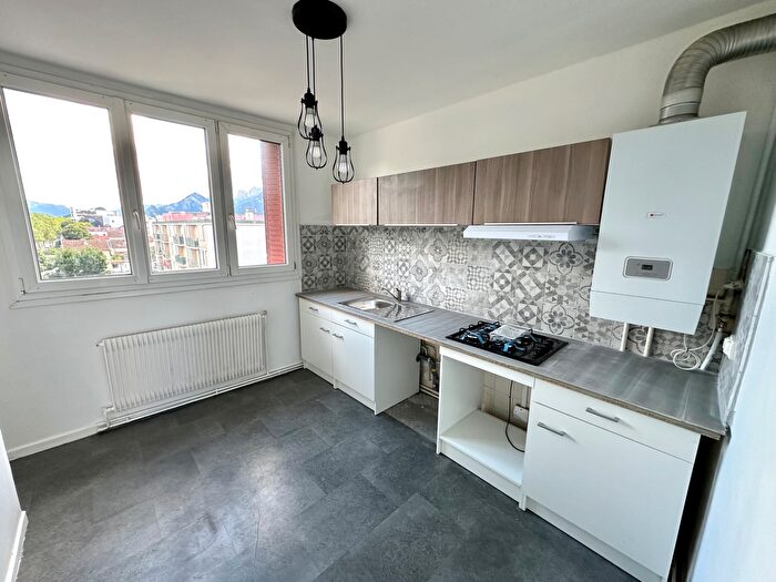 Appartement 4 pièces à louer - Échirolles, Bayard, La Luire, Vicose, Comboire