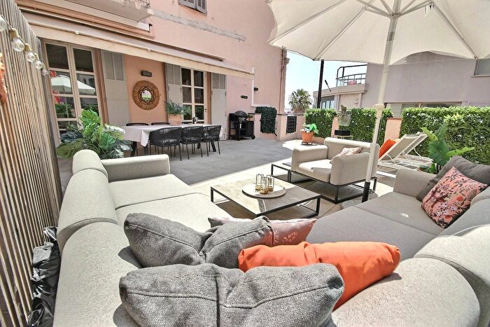Appartement 3 pièces à vendre - Cannes, Suquet