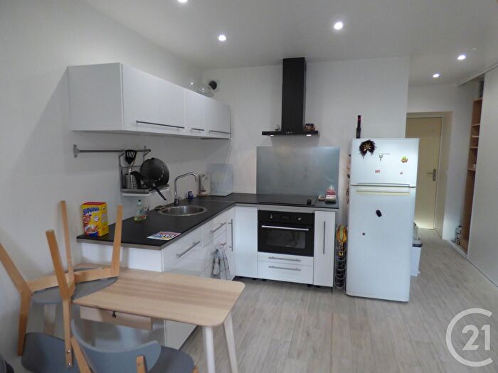 Rumilly, Centre-ville : Appartement 1 pièce à louer