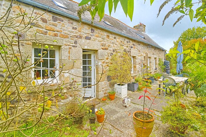 Maison à vendre - Plusquellec - 6 pièces - 3 chambres