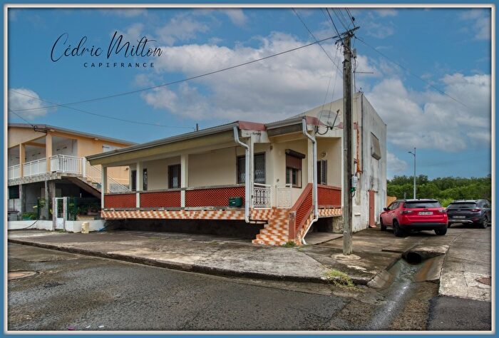 Maison à vendre - Le François - 8 pièces - 6 chambres
