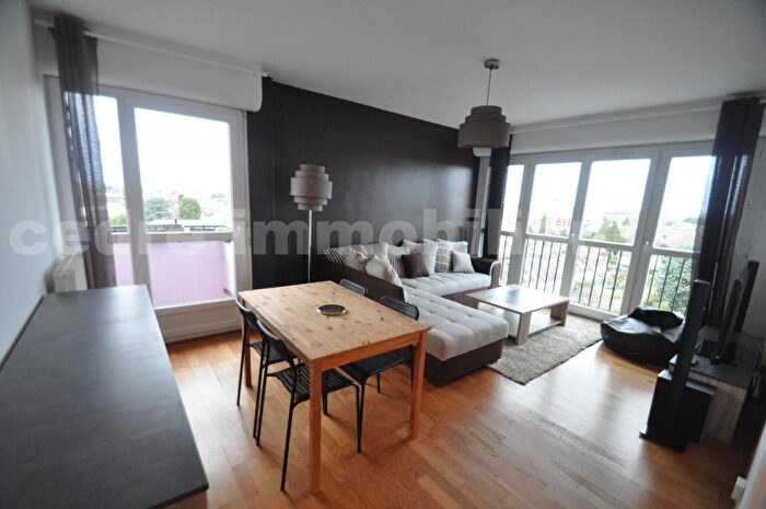 Appartement à louer - La Chapelle-Saint-Mesmin - 3 pièces - 2 chambres