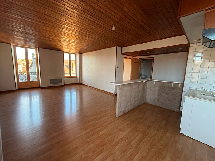 Appartement 3 pièces à Le Pont-de-Beauvoisin, à vendre