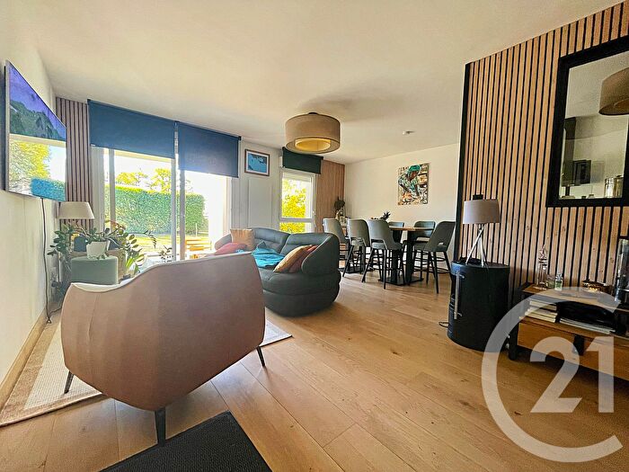 Appartement à vendre - Vannes, Nord Est - 4 pièces - 3 chambres