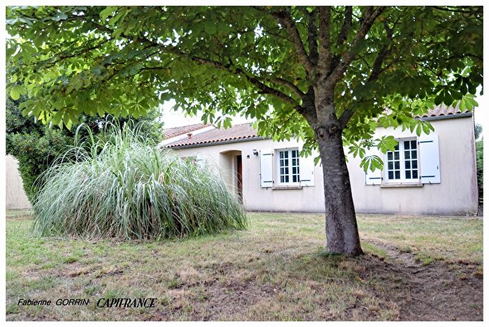 Saint-Sulpice-dArnoult : Maison 5 pièces à vendre
