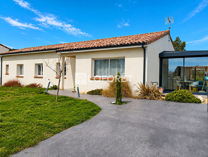 Villeneuve-lès-Bouloc : Maison 5 pièces à vendre