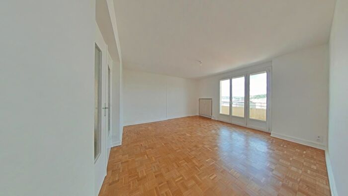 Appartement 3 pièces à Saint-Étienne, Tardy, Colline des Pères, Bizillon, à louer