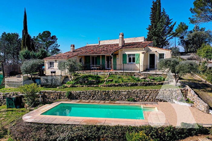 Maison à vendre - Flayosc - 5 pièces - 3 chambres