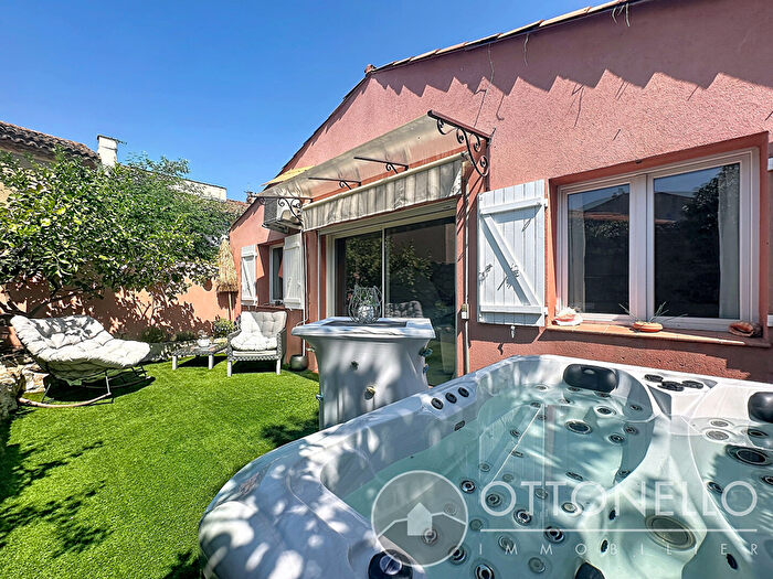 Maison 4 pièces à vendre - Roquebrune-sur-Argens, Village