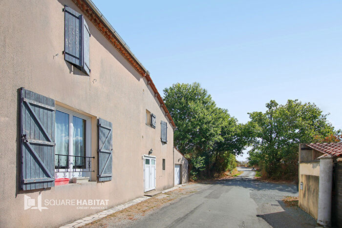 La Chaize-le-Vicomte : Maison 6 pièces à vendre