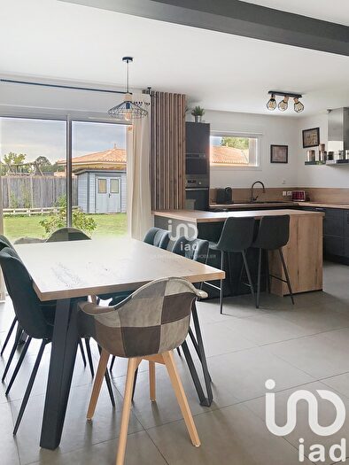 Maison à vendre - Carquefou, Haut Pays, Gouachère, La Salle, Vincendière, Haute Forêt - 4 pièces - 3 chambres