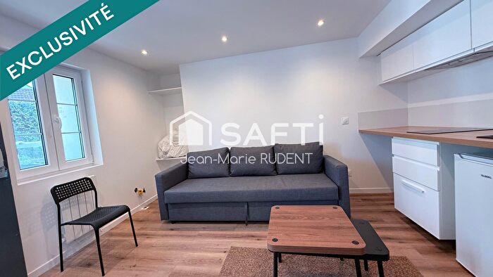 Appartement à vendre - Villejust - 1 pièce - 1 chambre