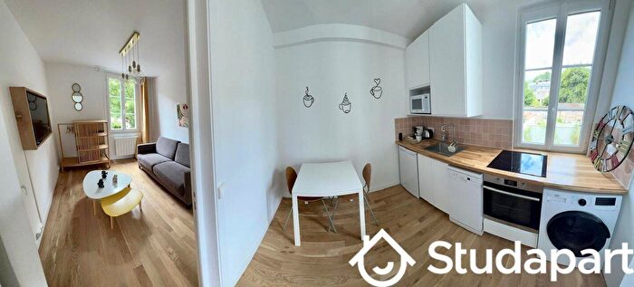 Appartement à louer - Saint Marc-Croix de Pierre-Saint Nicaise, Rouen - 1 pièce