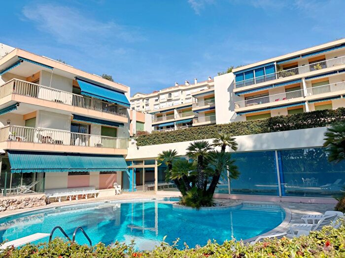 Appartement à vendre - Cannes, Croix des Gardes - 3 pièces - 2 chambres