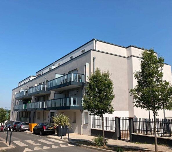 Appartement à louer - Village-Val Roger, Villiers-le-Bel - 2 pièces - 1 chambre