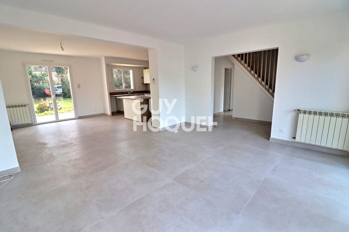 Maison à louer - Vannes - 5 pièces - 4 chambres