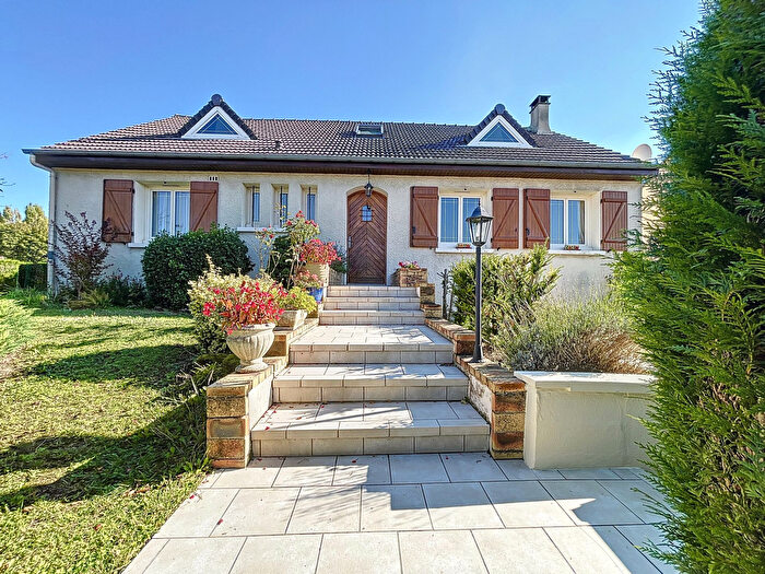 Maison à vendre - Nangis - 7 pièces - 5 chambres
