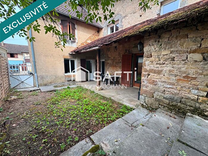 Villette-lès-Arbois : Maison 6 pièces à vendre