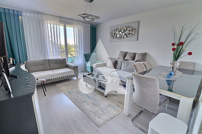 Appartement 4 pièces à vendre - Pontoise, Les Louvrais