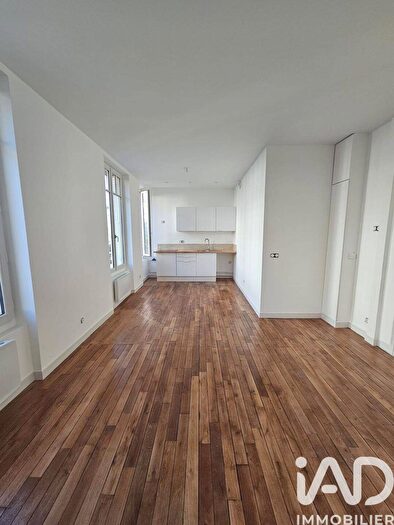 Appartement 3 pièces à Martroi-Cathédrale, Orléans, à louer