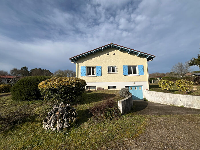 Maison à vendre - Ousse-Suzan - 4 pièces - 3 chambres