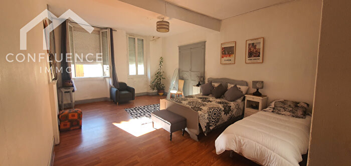 Maison à vendre - Casteljaloux - 6 pièces - 4 chambres