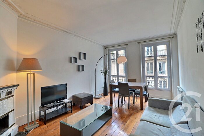 Appartement à vendre - Paris e , Louis Blanc, Aqueduc - 2 pièces - 1 chambre