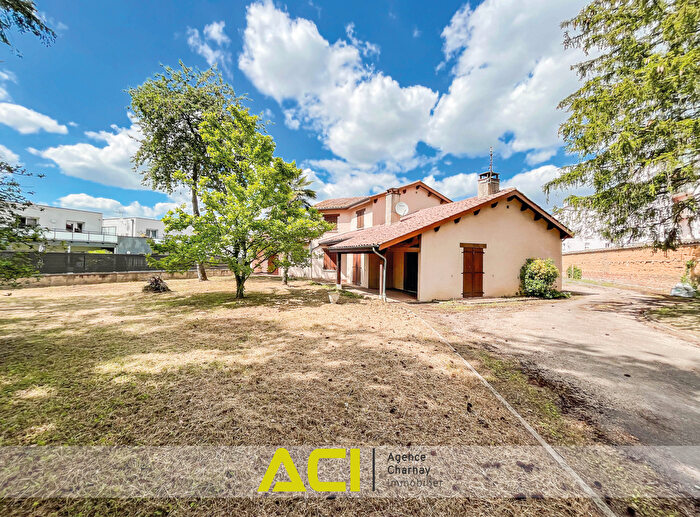 Maison à vendre - Charnay-lès-Mâcon - 7 pièces - 4 chambres
