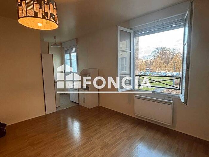 Appartement à louer - Gare, Soissons - 2 pièces - 1 chambre