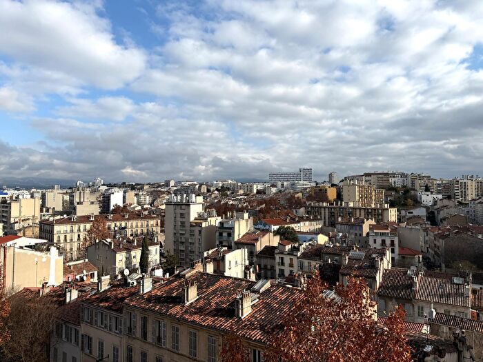 Appartement à vendre - Marseille e , Cinq Avenues - 3 pièces - 2 chambres