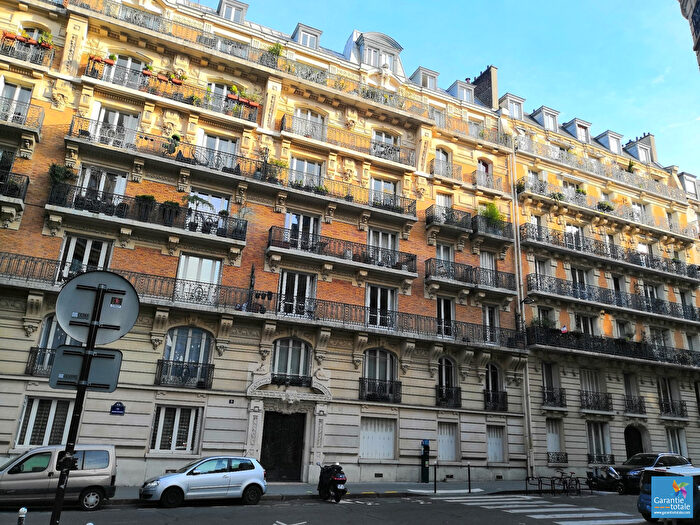 Appartement 2 pièces à vendre à Paris 15ème