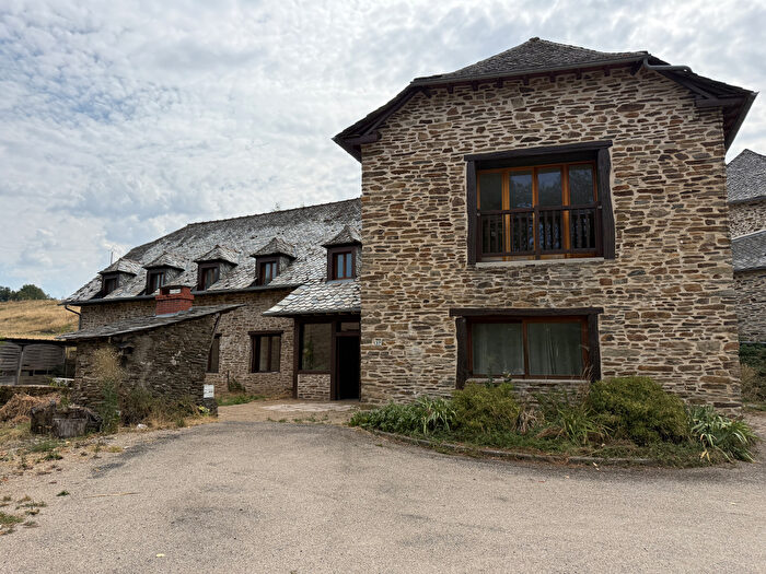 Le Cayrol - Maison 8 pièces à vendre