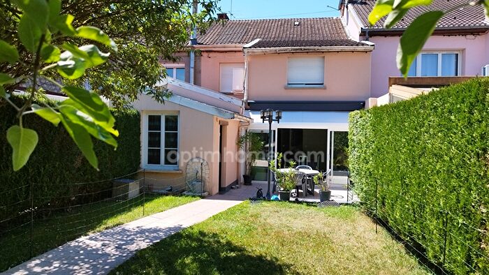 Maison 5 pièces à vendre à Robert-Espagne