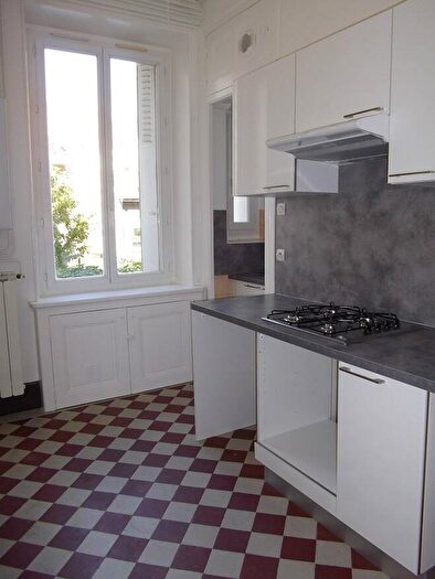 Appartement à louer - Berriat-Ampere, Grenoble - 4 pièces - 3 chambres