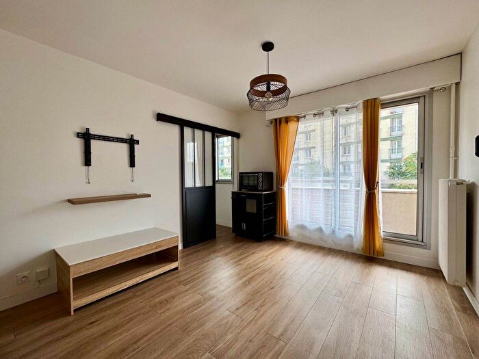 Plateau, Gentilly - Appartement 1 pièce à louer