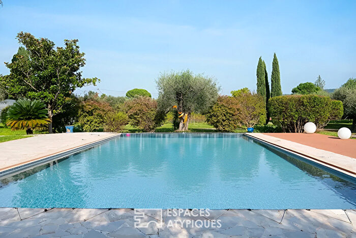 Maison à vendre - Solliès-Pont - 11 pièces - 6 chambres