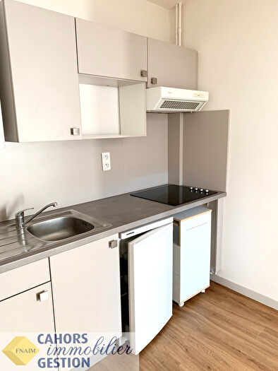 Appartement à louer - Cahors, Centre-ville - 2 pièces - 1 chambre