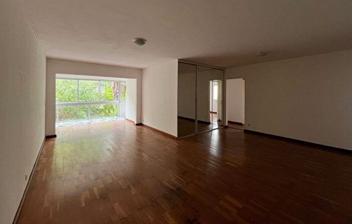 Appartement à louer - Saint-Denis - 5 pièces - 3 chambres